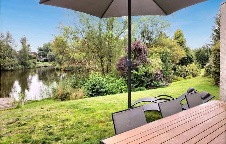 Lovely Home In Vlagtwedde With Kitchen - Stadskanaal
