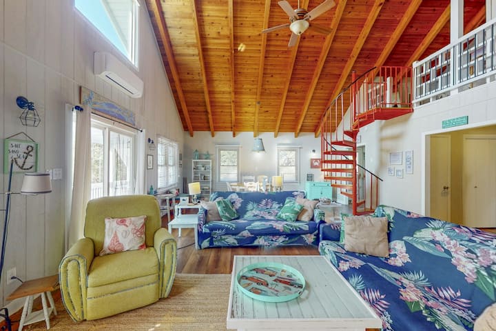 3br With Ocean View, Deck, Grill, Beach Access - Emerald Isle, NC