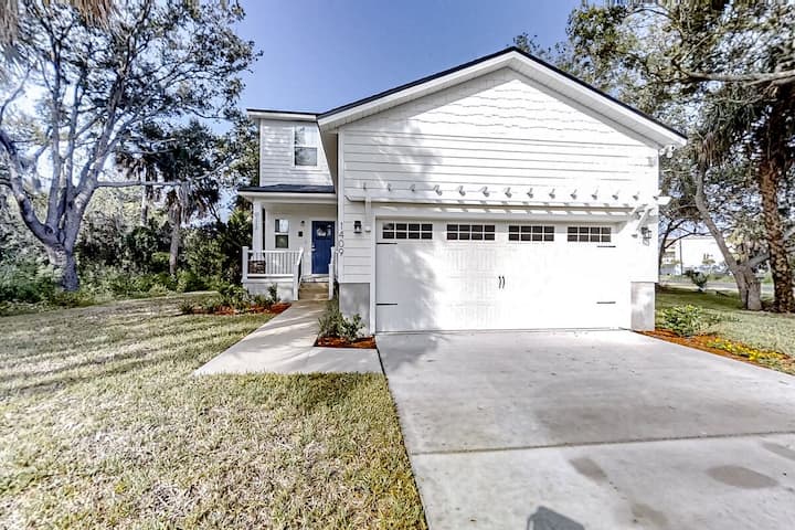 3br New Home Near Ocean With Patio, Streaming, W/d - closed, Jacksonville