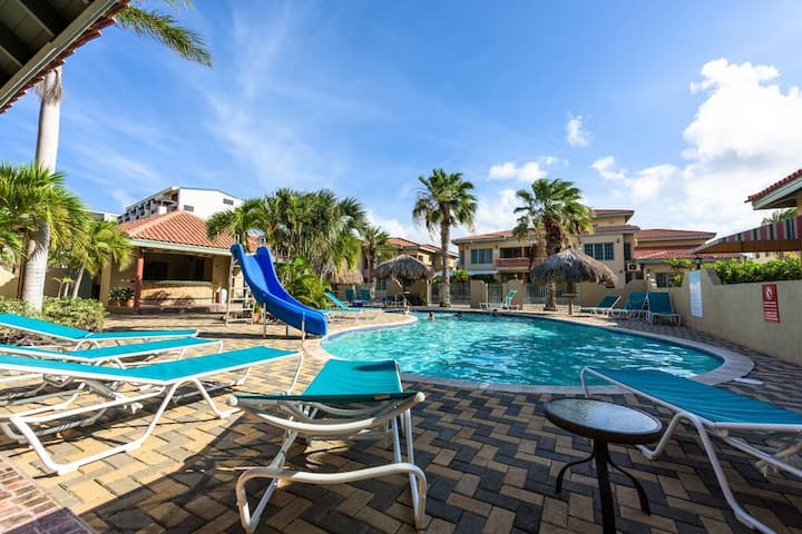 Charming 2br Condo W/ Pools In Palm Beach Area - Aruba