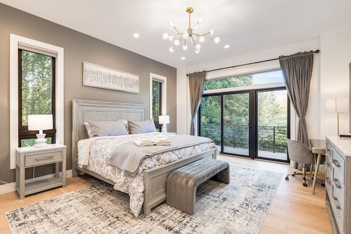 Boutique Luxury Suite In Downtown Bellevue - 貝爾維尤
