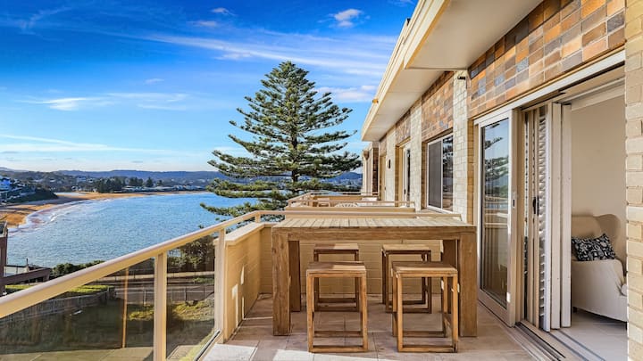 Cumbernauld #20 | Ocean Views, Wifi | Accom Holida - Central Coast