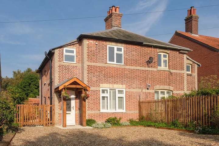 Hole In One - Aldeburgh