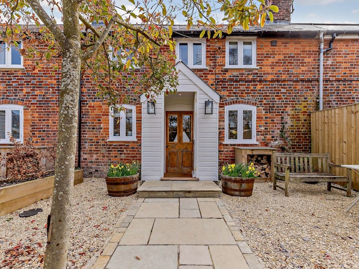 1 Bed In Lockeridge (65123) - Marlborough