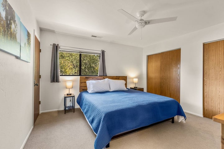 Chic Urban Retreat - Dwntwn | A/c | Free Parking - Flagstaff