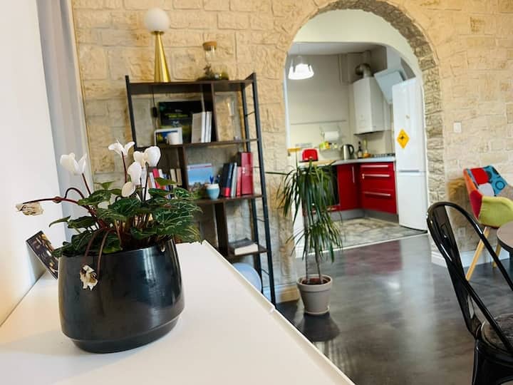 Chaleureux Appartement Proche De La Loire - Orléans