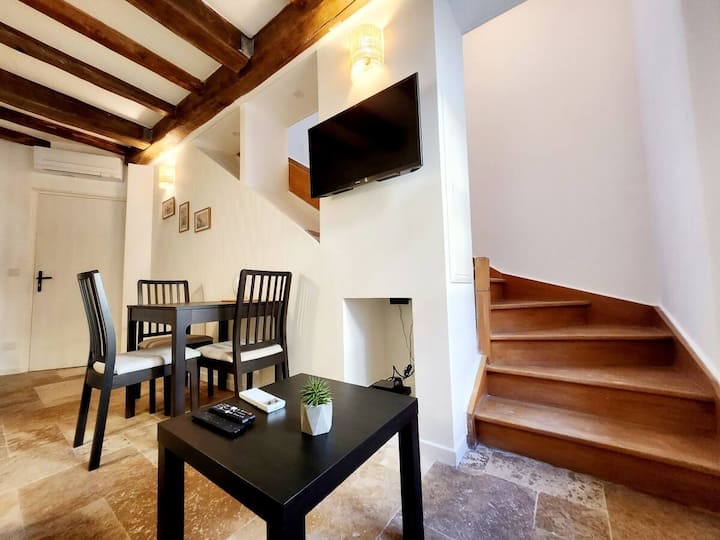 Le Cauvi - Climatisé, Proche De La Plage - Antibes