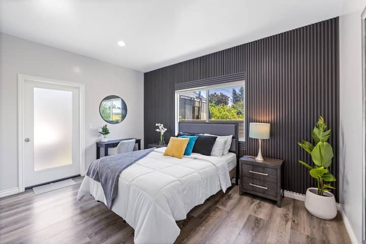 Stylist Home In Convenient Location - El Monte, CA