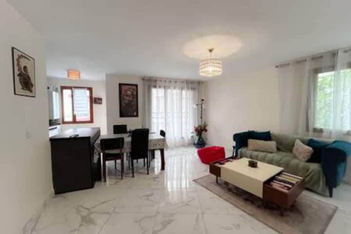 Porte De Paris-grand 4 Pièces Face Stade De France - Saint-Denis, France