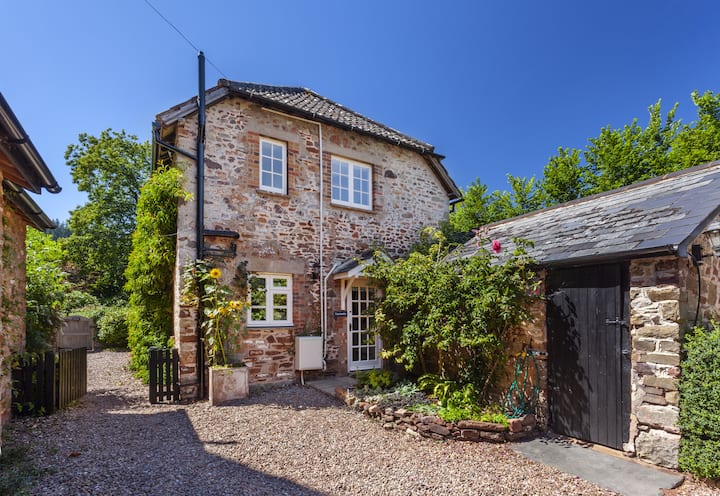 Luccombe Cottage, Luccombe - Minehead