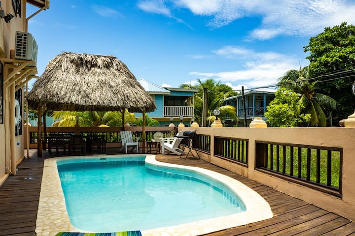 5-bed, 4-bath Villa With Private Pool, Sleeps 13 - Belize