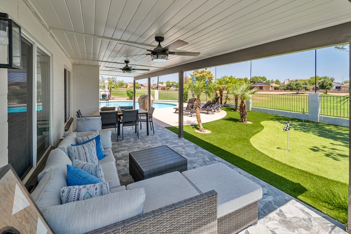 Peoria Oasis On Golf Course: Pool & Putting Green - Sun City, AZ