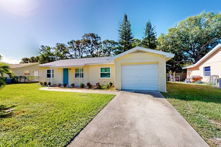 Dog-friendly 3br With Screened Patio, Near Beach - Melbourne