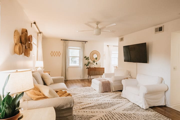 Chattanooga Gem: Stylish & Cozy 5 Mins To Downtown - Chattanooga, TN