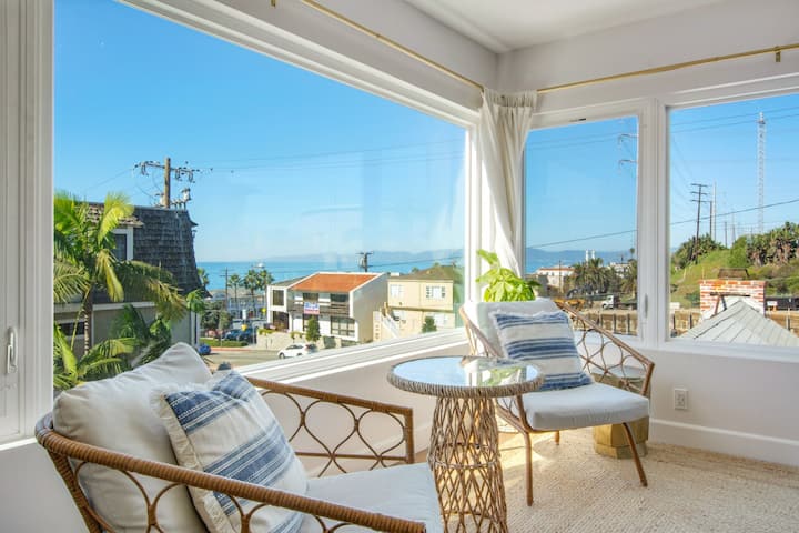 Luxury Ocean View Condo Steps To The Sand | Views - Manhattan Beach, CA