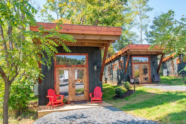 1 Mile To Downtown West Jefferson Camping Cabin #2 - West Jefferson, NC