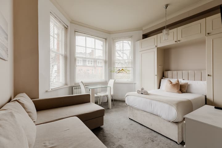 Family Quadruple Studio Finchley Rd Central F5 - Estación de Marylebone - Londres