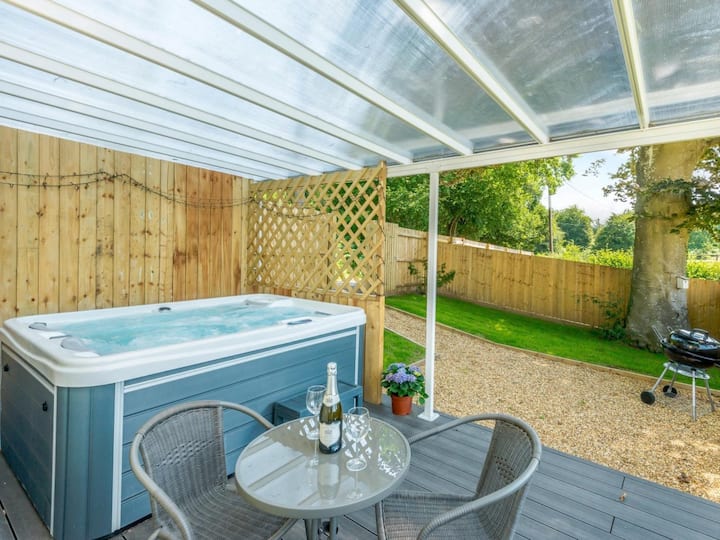1 Bed In Godshill (Oc-78572) - Fordingbridge