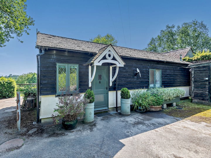 1 Bed In Lamberhurst (79180) - Bewl Water