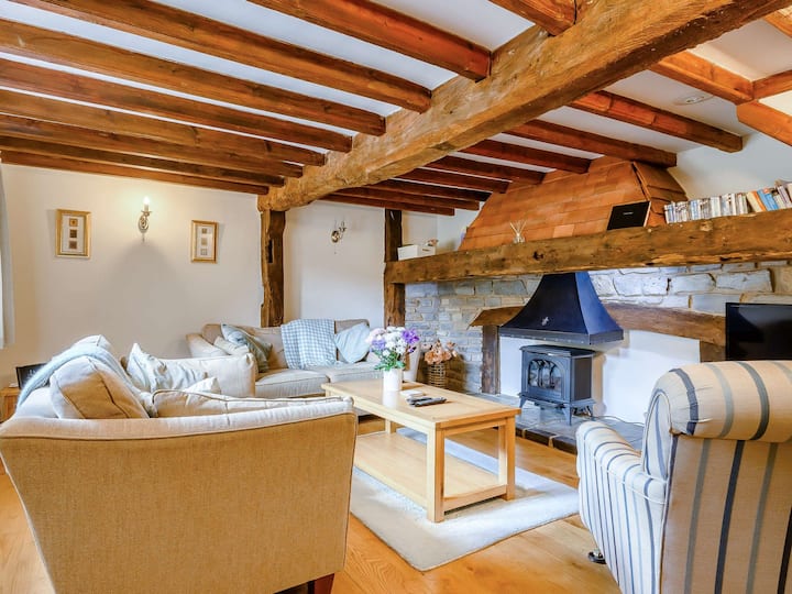 2 Bed In Bretforton (89476) - Broadway