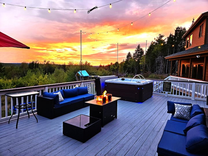 Bear Mountain Guest Lodge Howard Lake. Sleeps 16 - St. Andrews