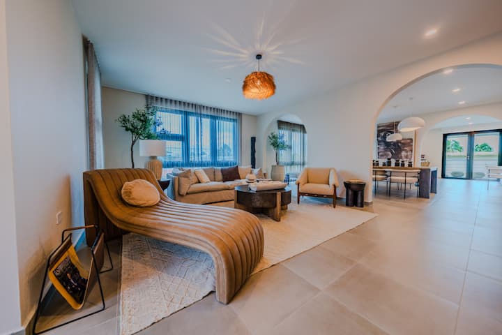 Casa Loba Luxe Apartment W/pool, Views And Tub - Rincón