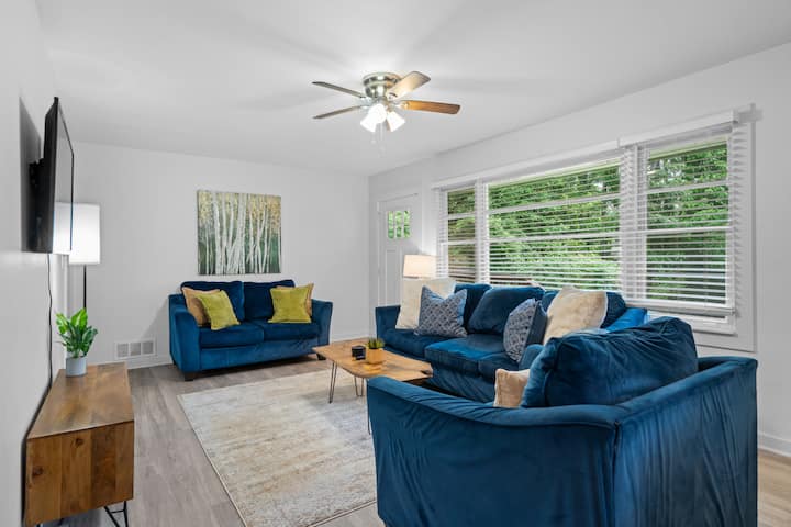 6 Flags M Benz Aquar 2 Ba Sleep 9 Secluded Oasis - Atlanta, GA