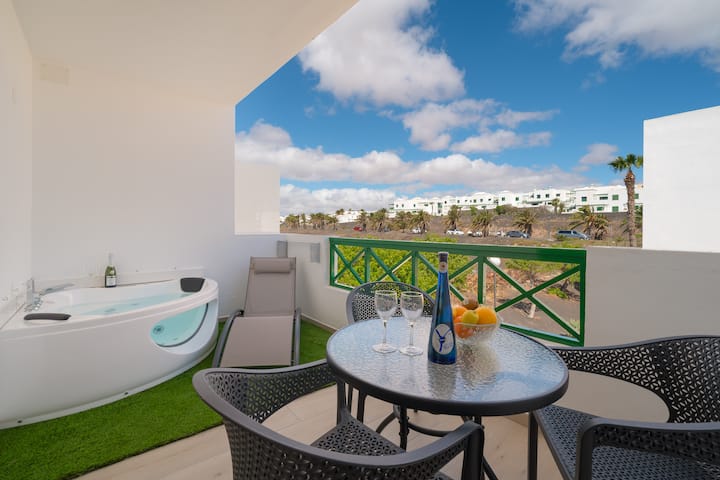 Lanzahost Carmenes Wellness - Costa Teguise