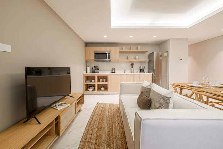 Unique Apartment. Amazing City View & Rooftop Pool - Cabo San Lucas