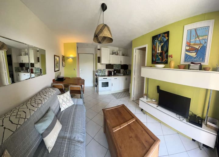 2 Pièces Pour 4 Personnes - Sanary-sur-Mer