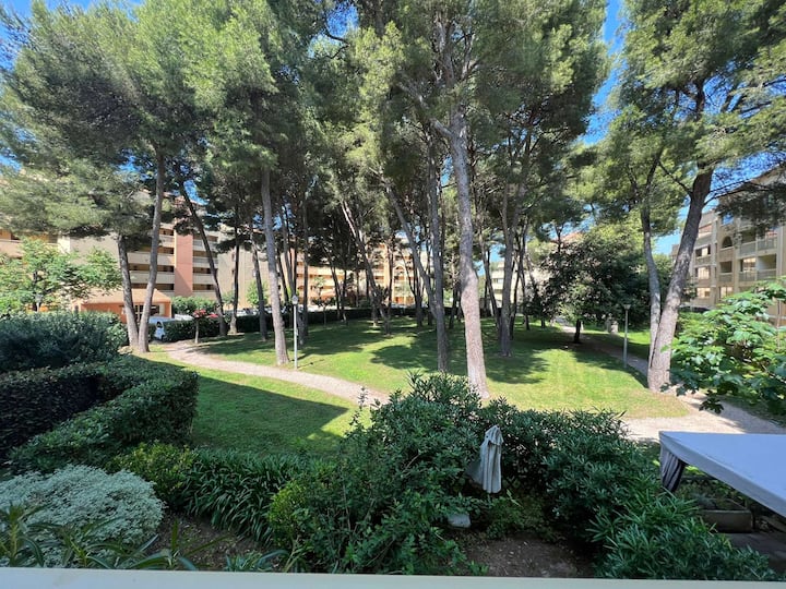 Appartement 6 Couchages Dans Un Domaine Arboré - Bandol