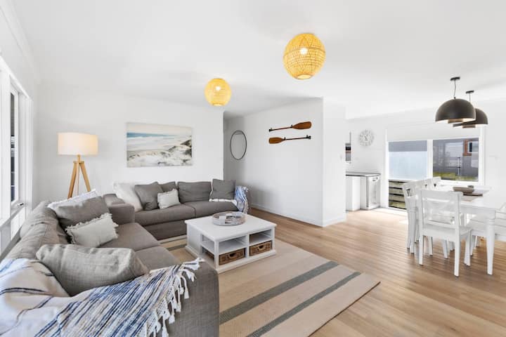 Blue Seas Beach House, 400 Metres To The Beach - Ocean Grove