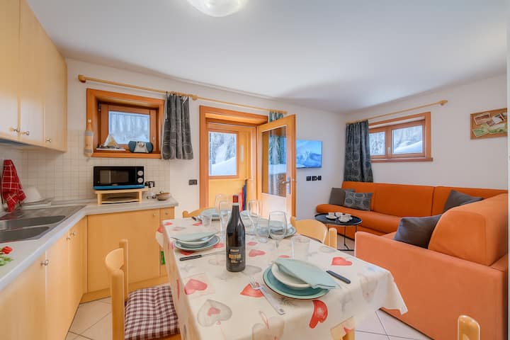 Chalet Sciachilo’ Ski In-ski Out 10m - Livigno
