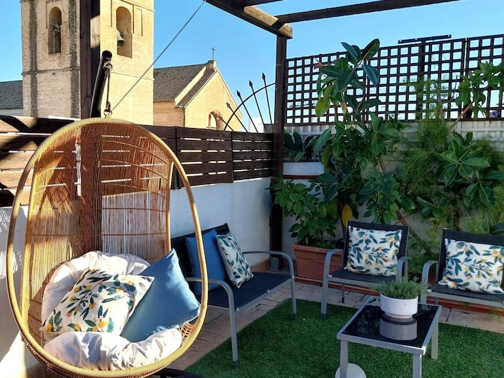 Duplex Spectaculaire Avec Terrasse Privée - Sevilla, España