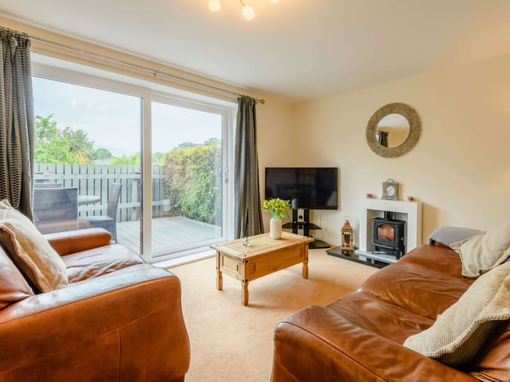 2 Bed In Keswick (86001) - Keswick