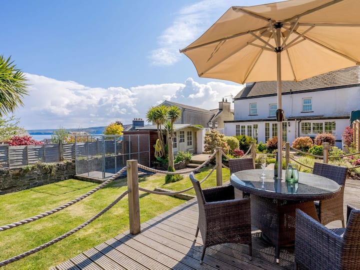 4 Bed In New Quay (78589) - Aberaeron