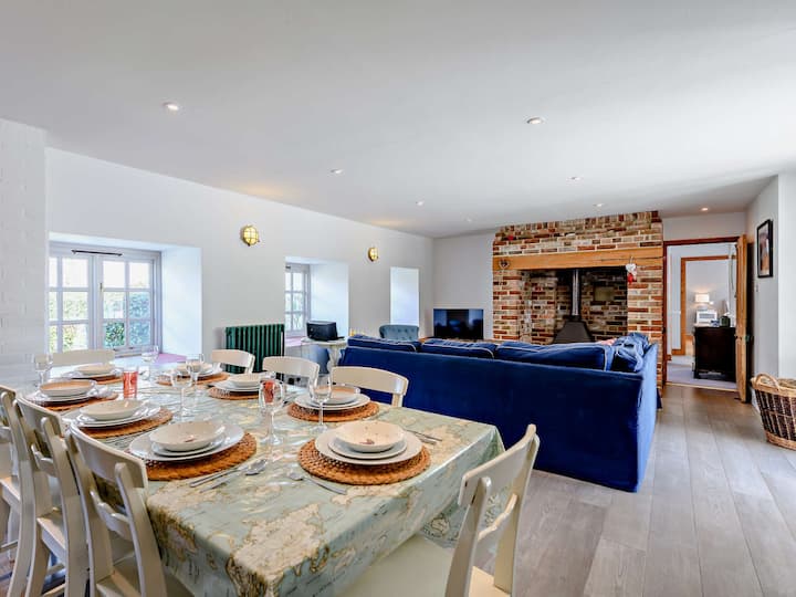 4 Bed In West Lulworth (Dc176) - Lulworth Cove