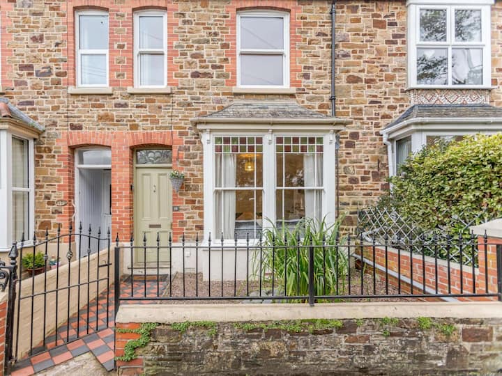 4 Bed In Bideford (Oc-85720) - Bideford