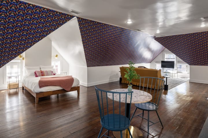 Lux Studio Central To Everything - 신시내티