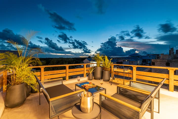 Casa Brisa & Mistico Beach Club + Boat Shuttle - Villas for Rent in San ...