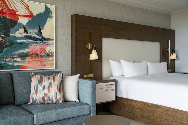 Deluxe King Accommodations At Beachfront Resort! - Hilton Head Island, SC