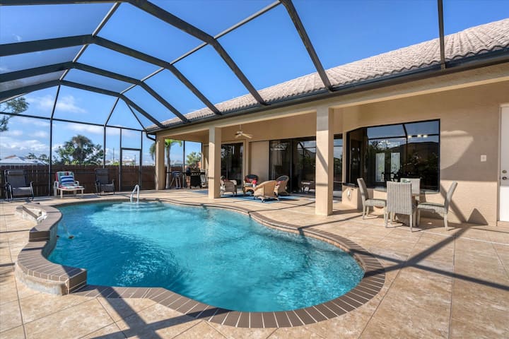 Cape Coral 4 Bedroom Private Pool Home - Pine Island, FL