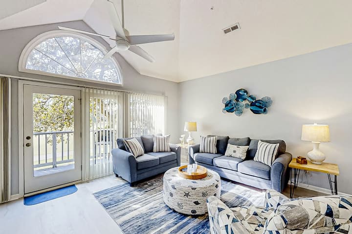 Plesant 2br Condo With Washer/dryer, Pool, Hot Tub - Cherry Grove Beach, North Myrtle Beach