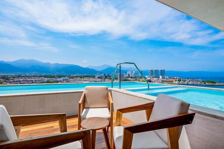 1br Resort Condo With Rooftop Pool & Scenic Views - Puerto Vallarta
