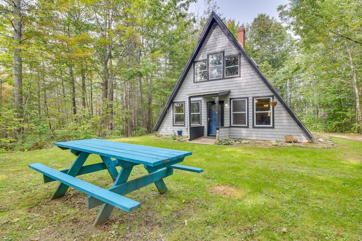 Pet-friendly Belfast Retreat - 2 Mi To Downtown! - Belfast, ME
