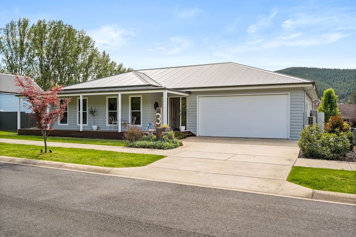 Kate's Cottage - Bright