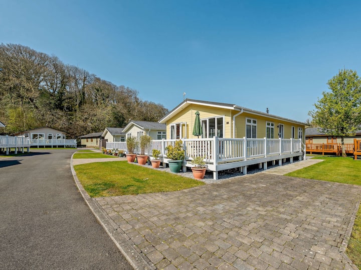 2 Bed In Stepaside (91799) - Tenby