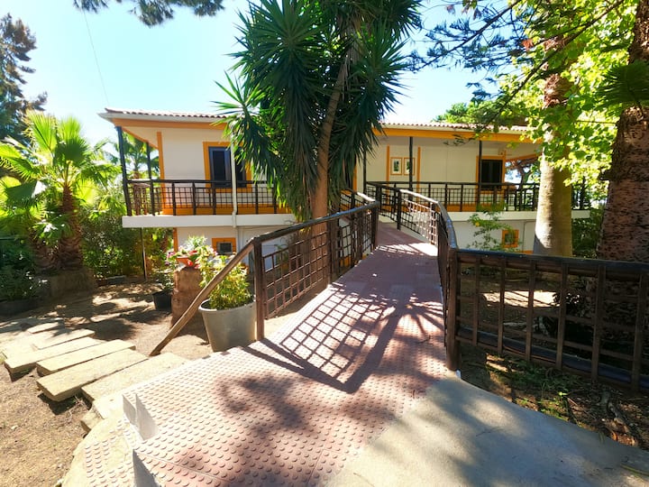 Caparica, V4 House With Garden In Lazarim, Caparic - Amora