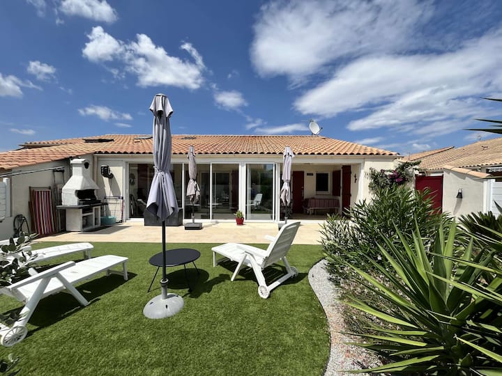 Spacieuse Et Belle Villa Climatisée Pour 9 Couchag - Vias