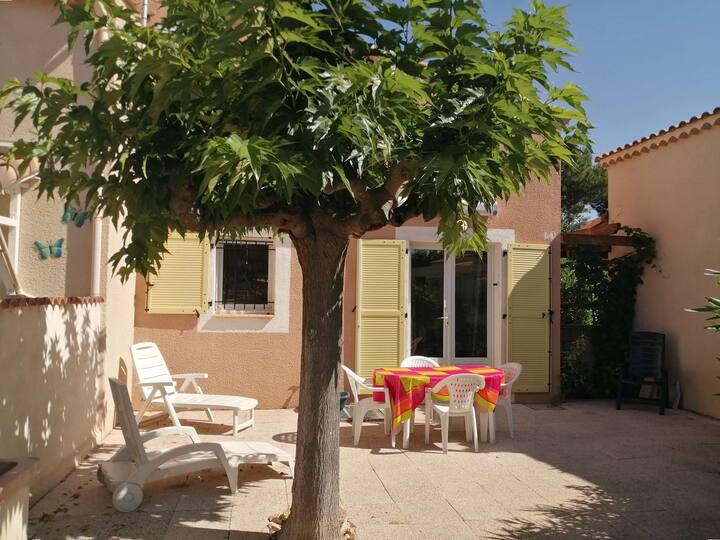 Nice House , 2 Bedrooms, 5 People, Spacious Terrac - Vias